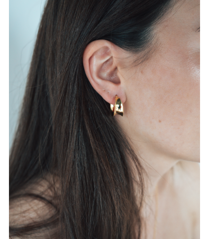 Argolas Prata Dourada Côncavas - Bless Jewellery